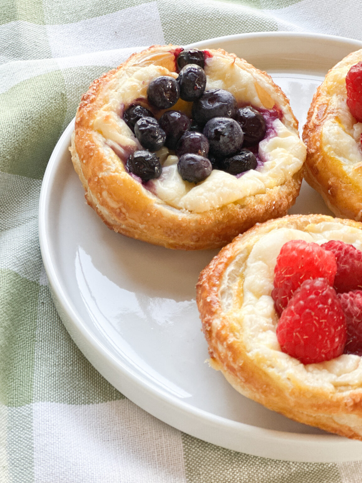 Easy Fruit Pasteries